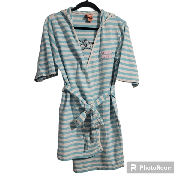 Hello Kitty | Intimates & Sleepwear | Hello Kitty Hooded Robe Womens ...